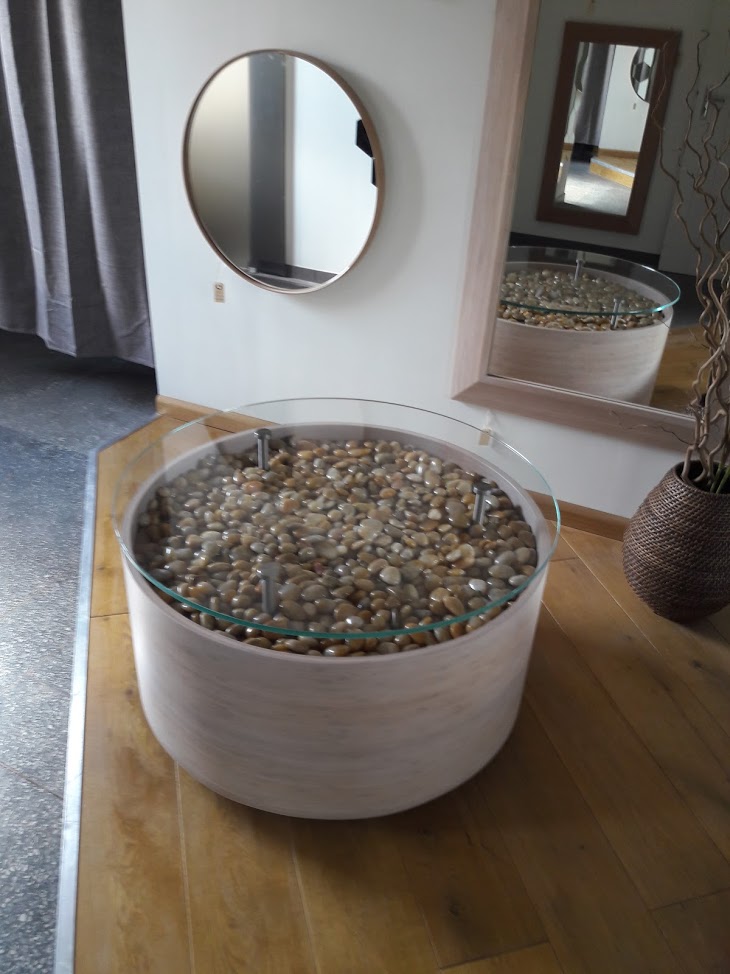 Stiklai ir Veidrodžiai | Stikliniai Stalai